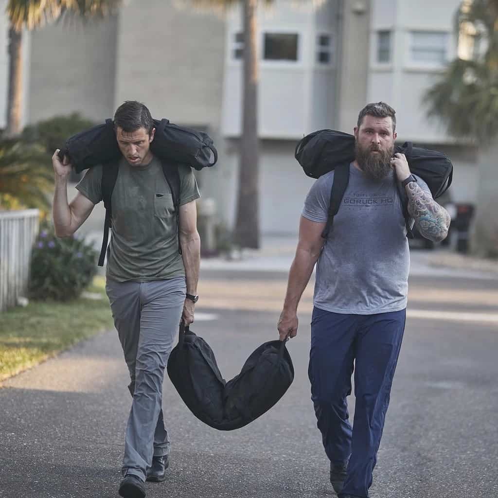 Sandbag Training - Fit at Midlife